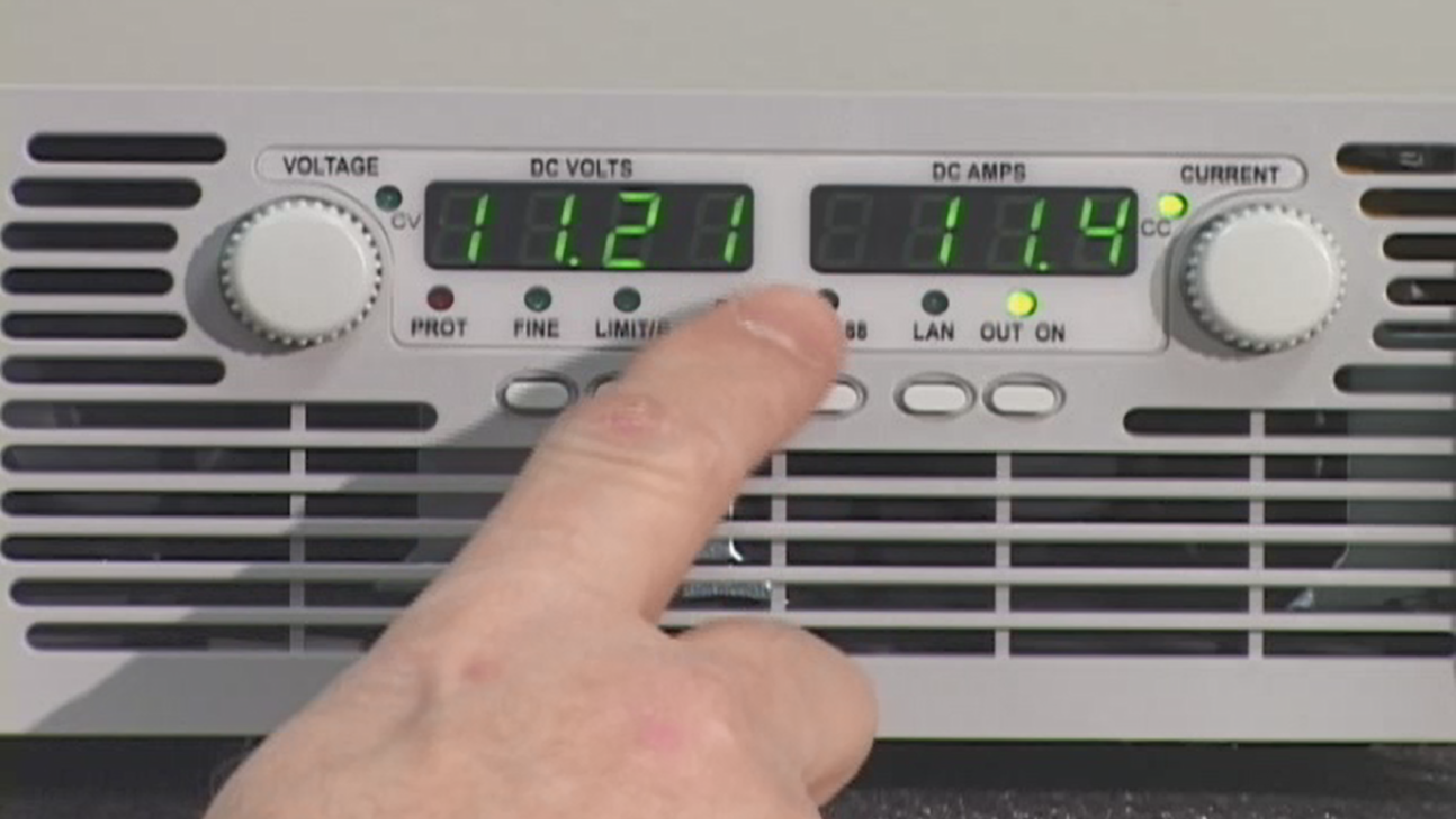 N8700 系列 ATE 系统电源 | 是德科技